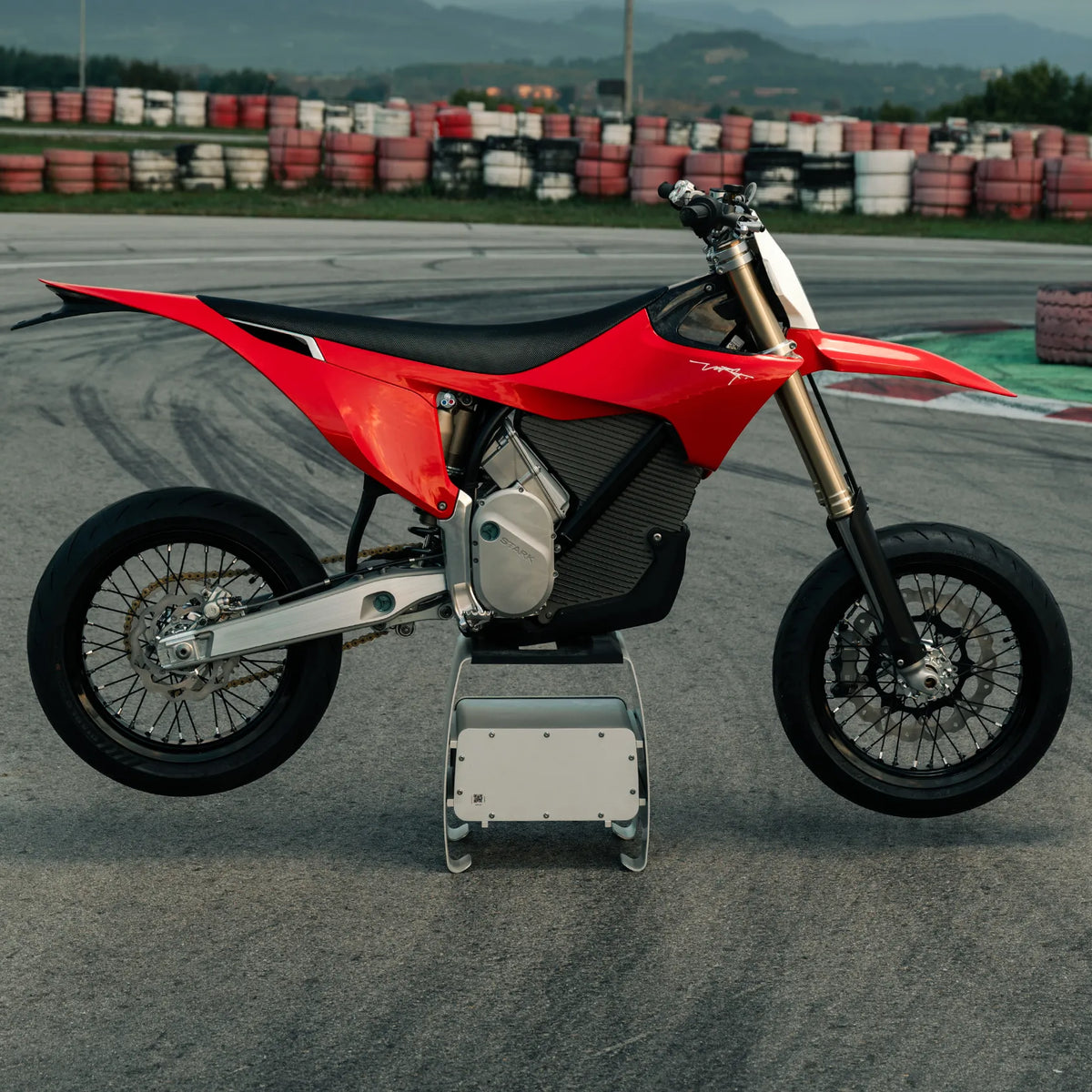 2026 STARK VARG SM – Kaplan Cycles LLC